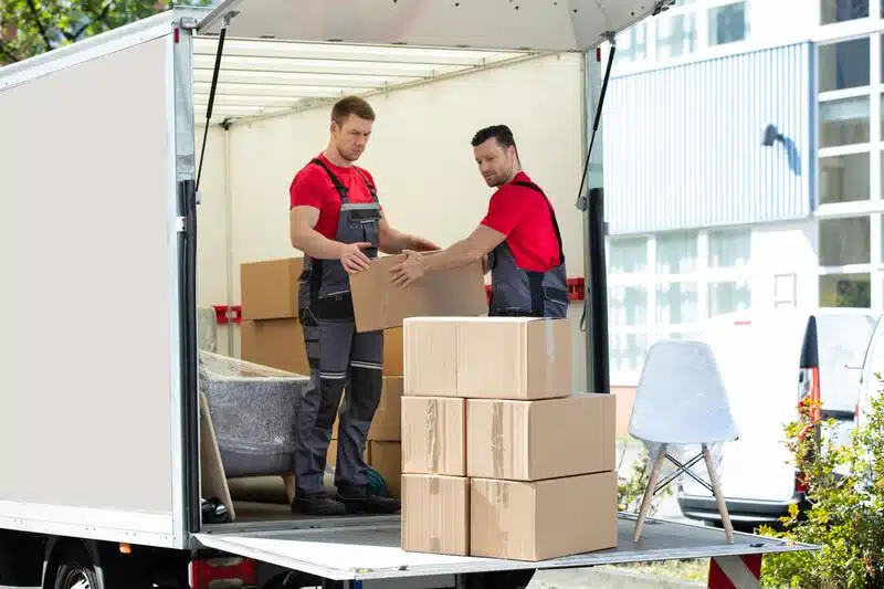 Top 5 National Moving Companies of 2024 | Pricing Van Lines