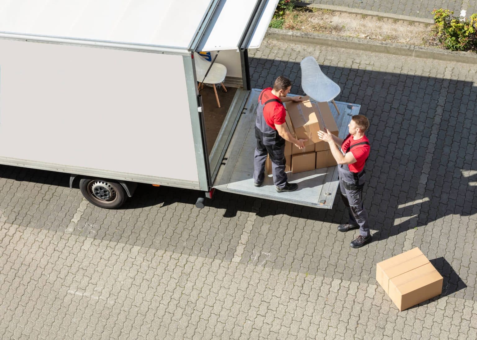 Pricing Van Lines - Affordable & Reliable Moving Services
